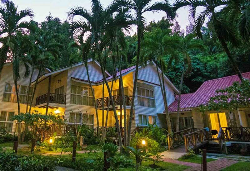 2D1N Manukan Island Resort | Borneo Calling